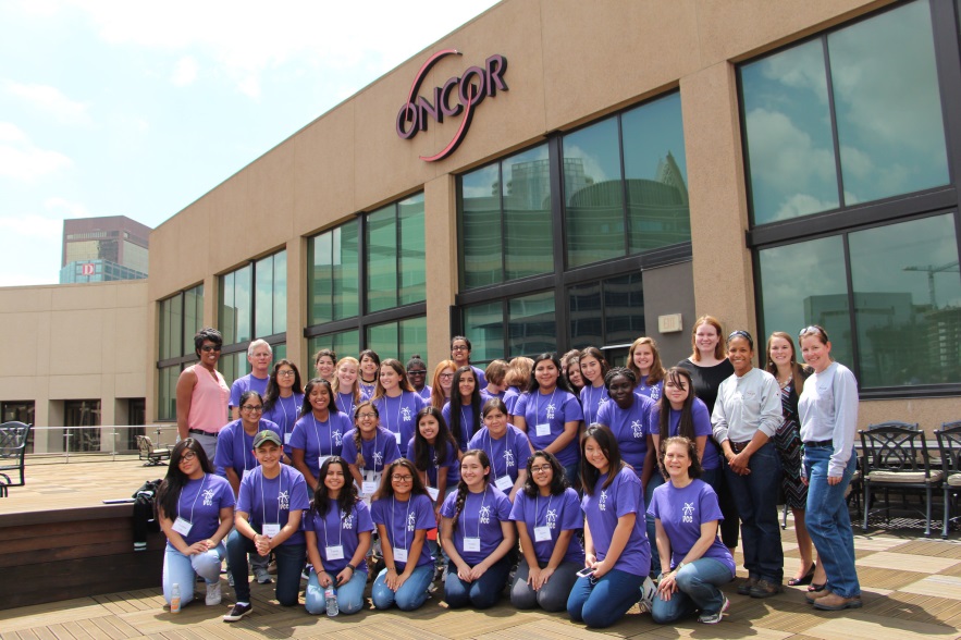 Oncor engineers: giving back to the community